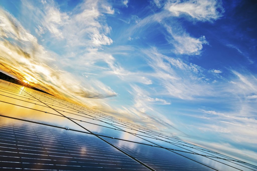 Lantern Club goes Green and powers up with Solar Energy